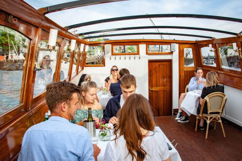 Luxury Lunch Cruise: luxe rondvaart met 3 gangen lunch
